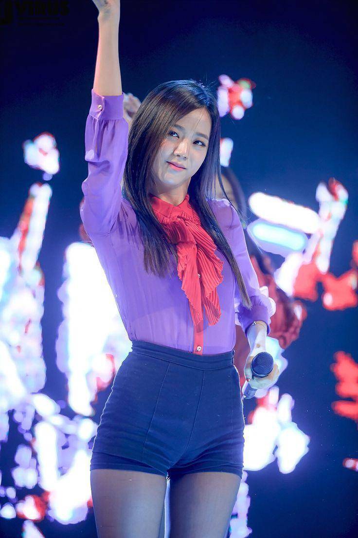 BlackPink - Jisoo | Scrolller