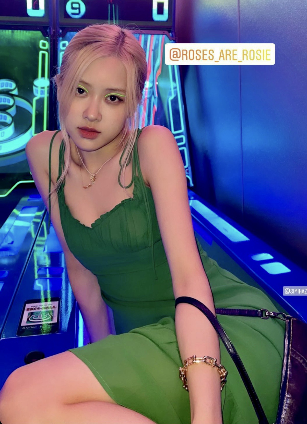 Blackpink - Rosé | Scrolller