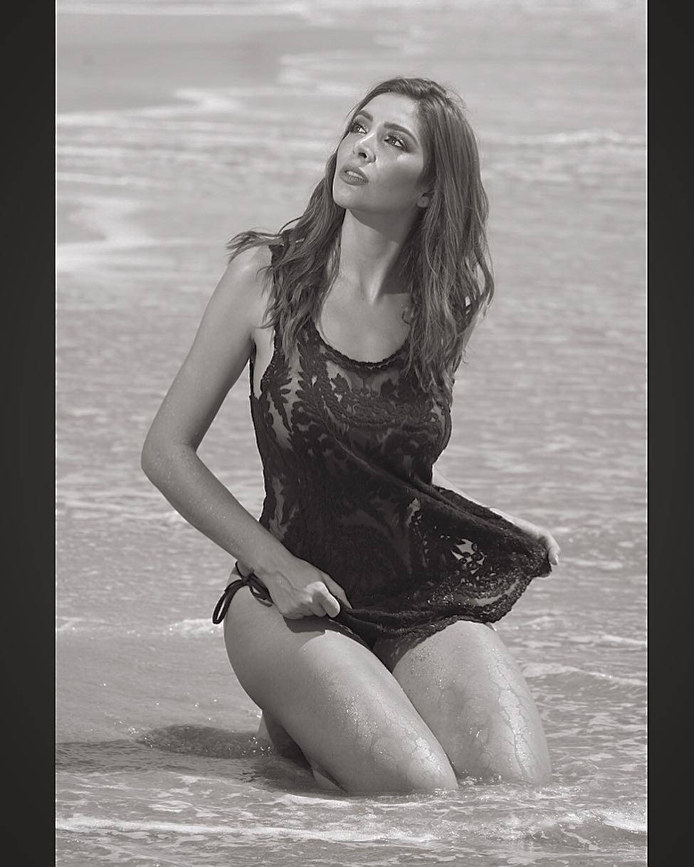 Blanco Y Negro | Scrolller