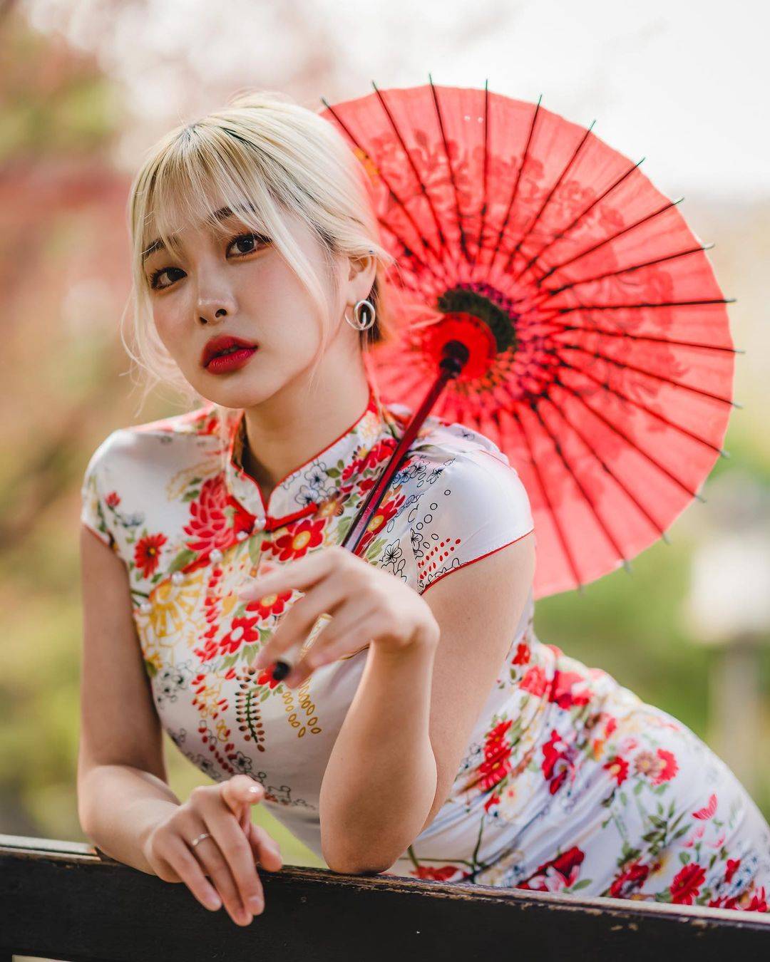 Traditional | Scrolller