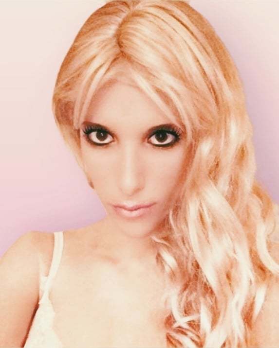 Blondes Have More Fun 💁🏼‍♀️💋 Scrolller