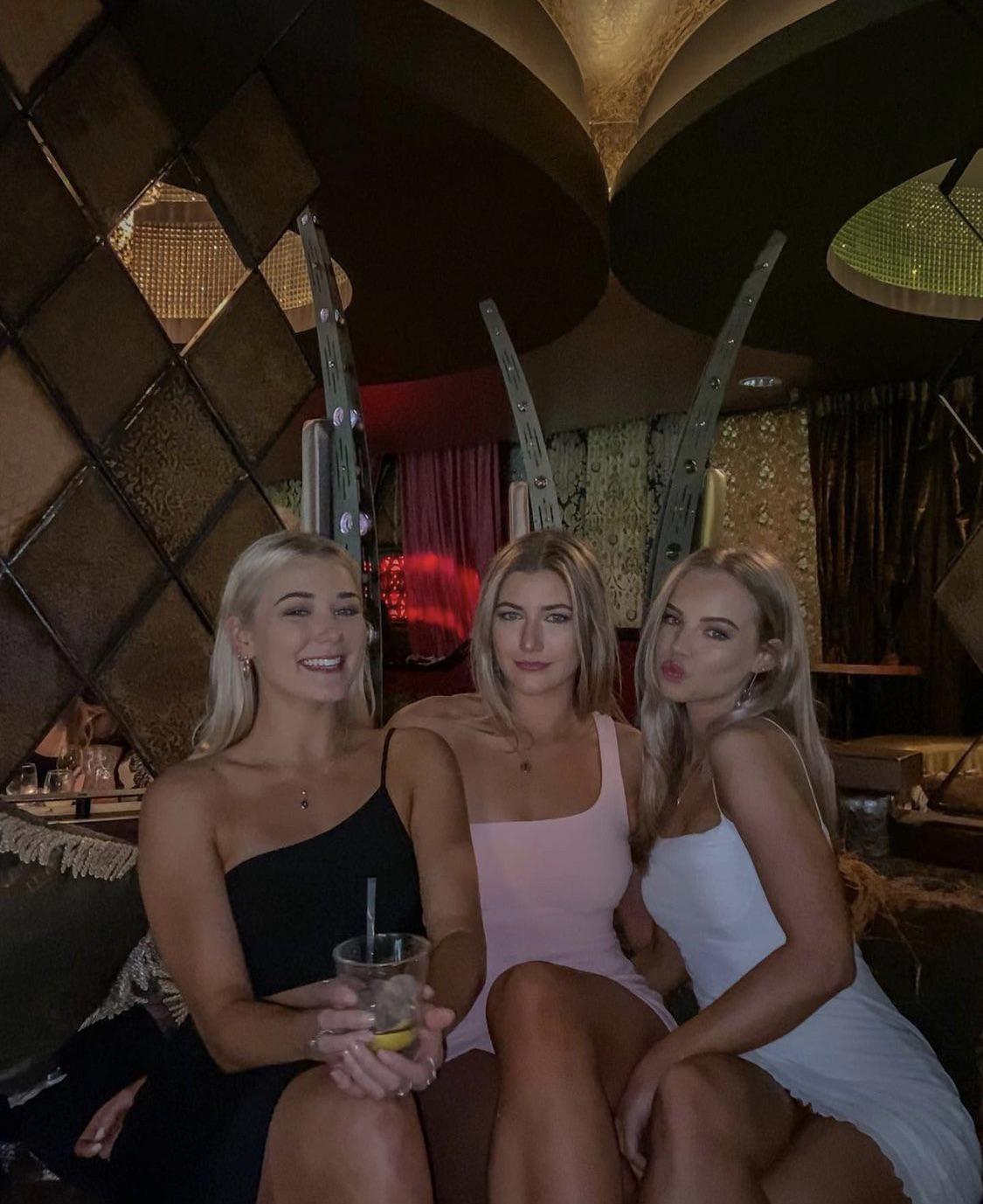 Blondies | Scrolller