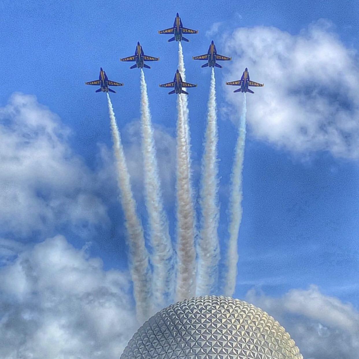 Blue Angels do Epcot. | Scrolller