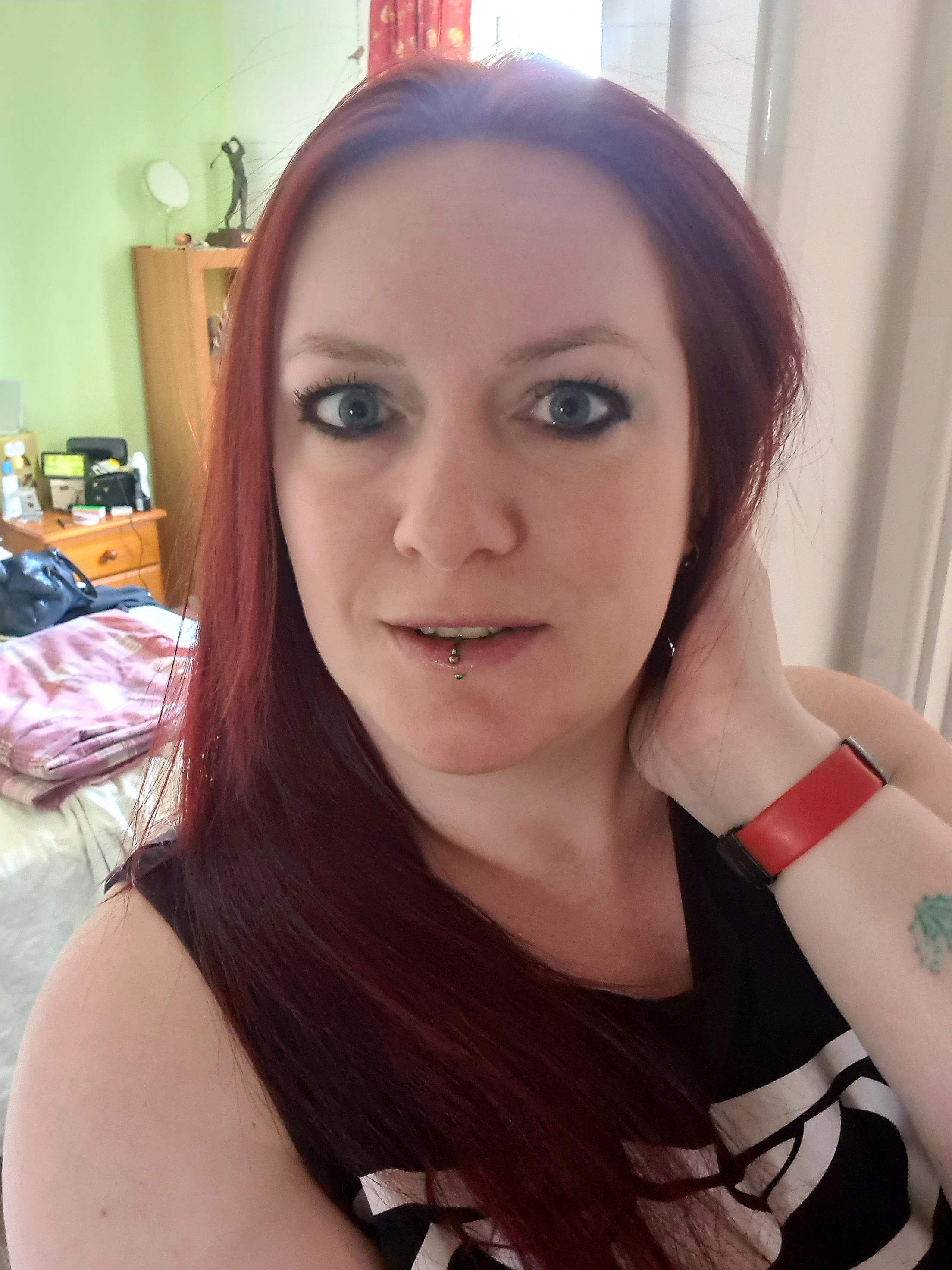 Blue eyed girl | Scrolller