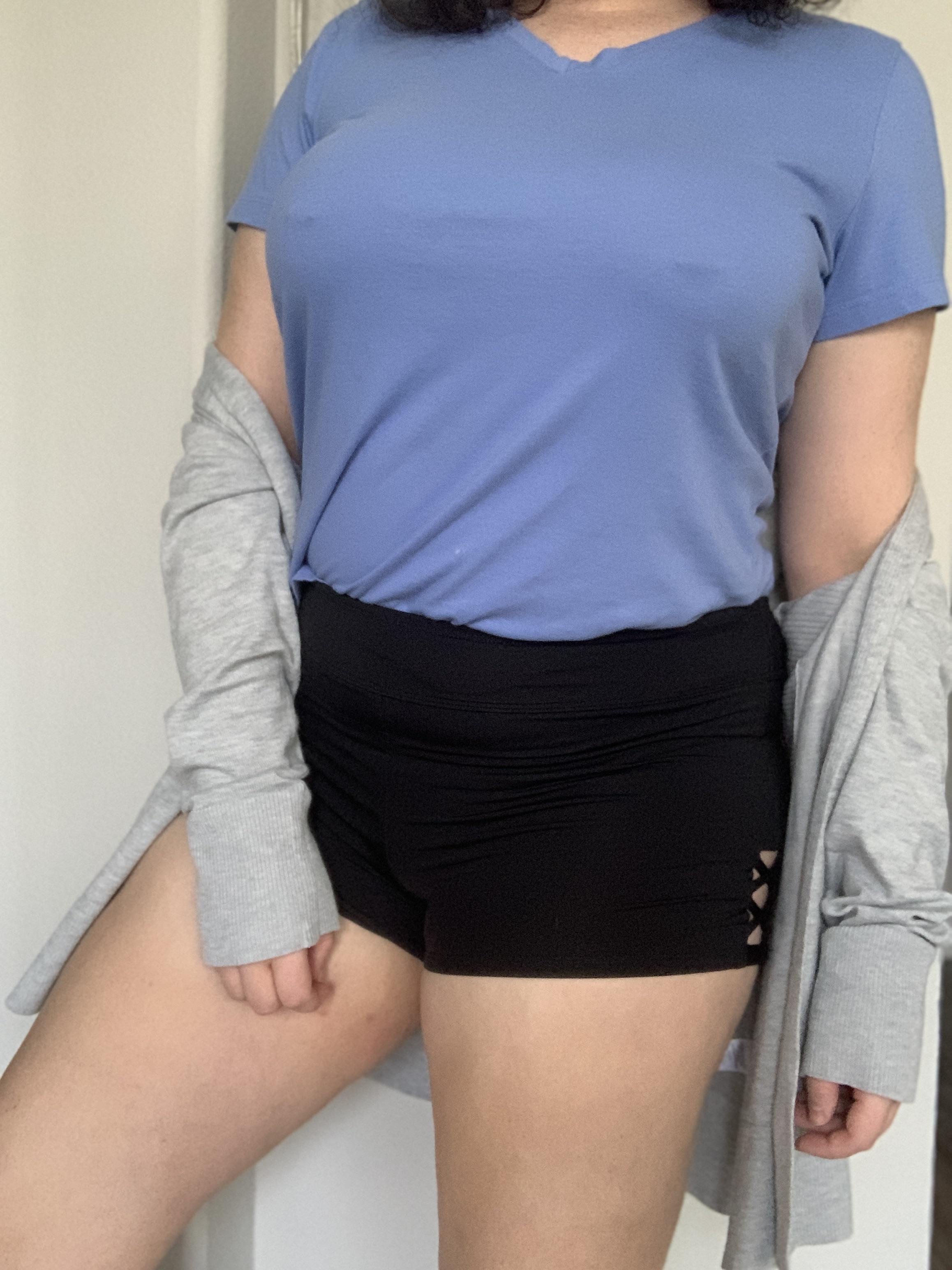 Blue is my favorite color | Scrolller