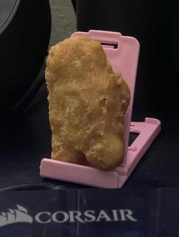 blursed nugget | Scrolller