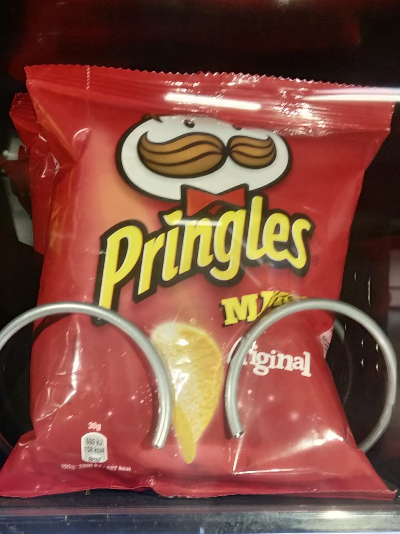 Blursed_pringles_packaging | Scrolller