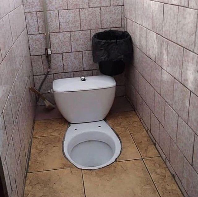 blursed toilet | Scrolller