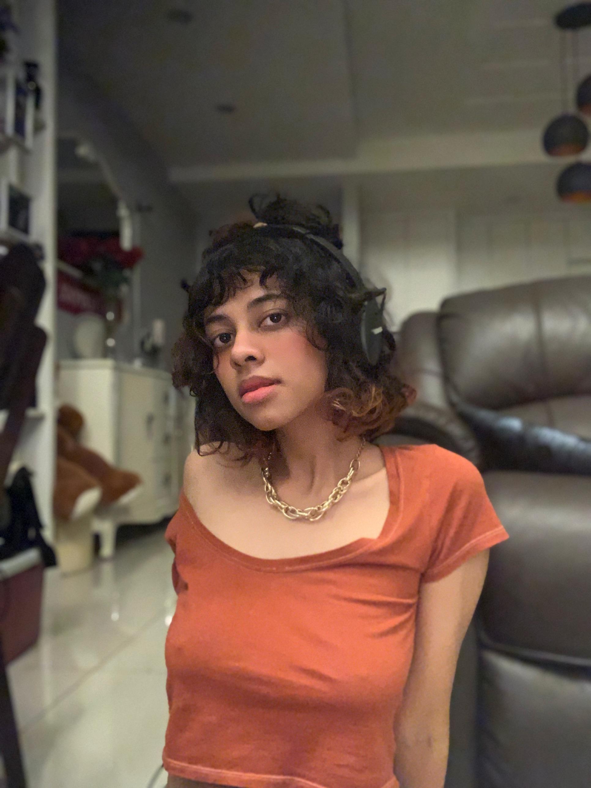 blush blush. | Scrolller