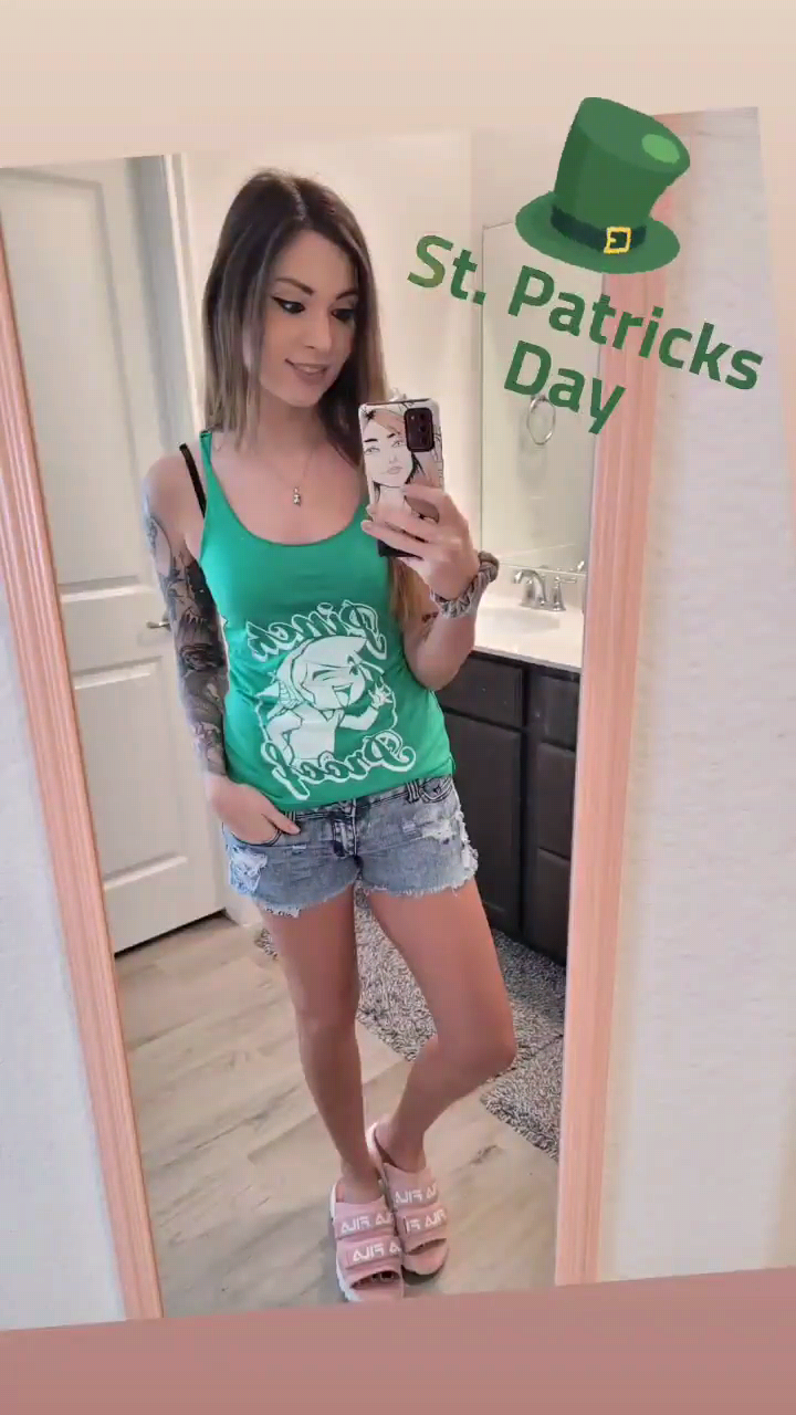 Body Shot | Scrolller