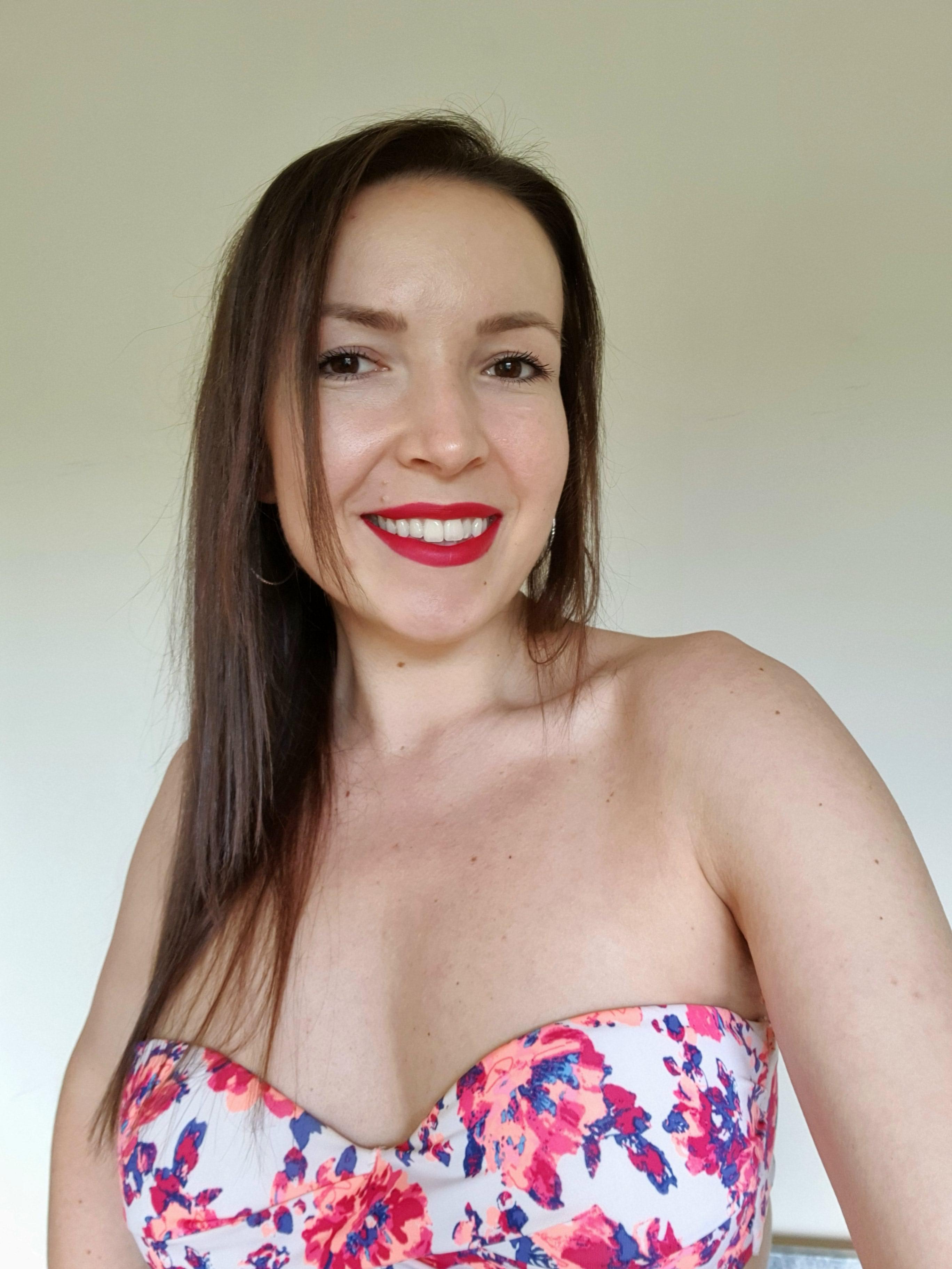 Bold lips bold attitude | Scrolller