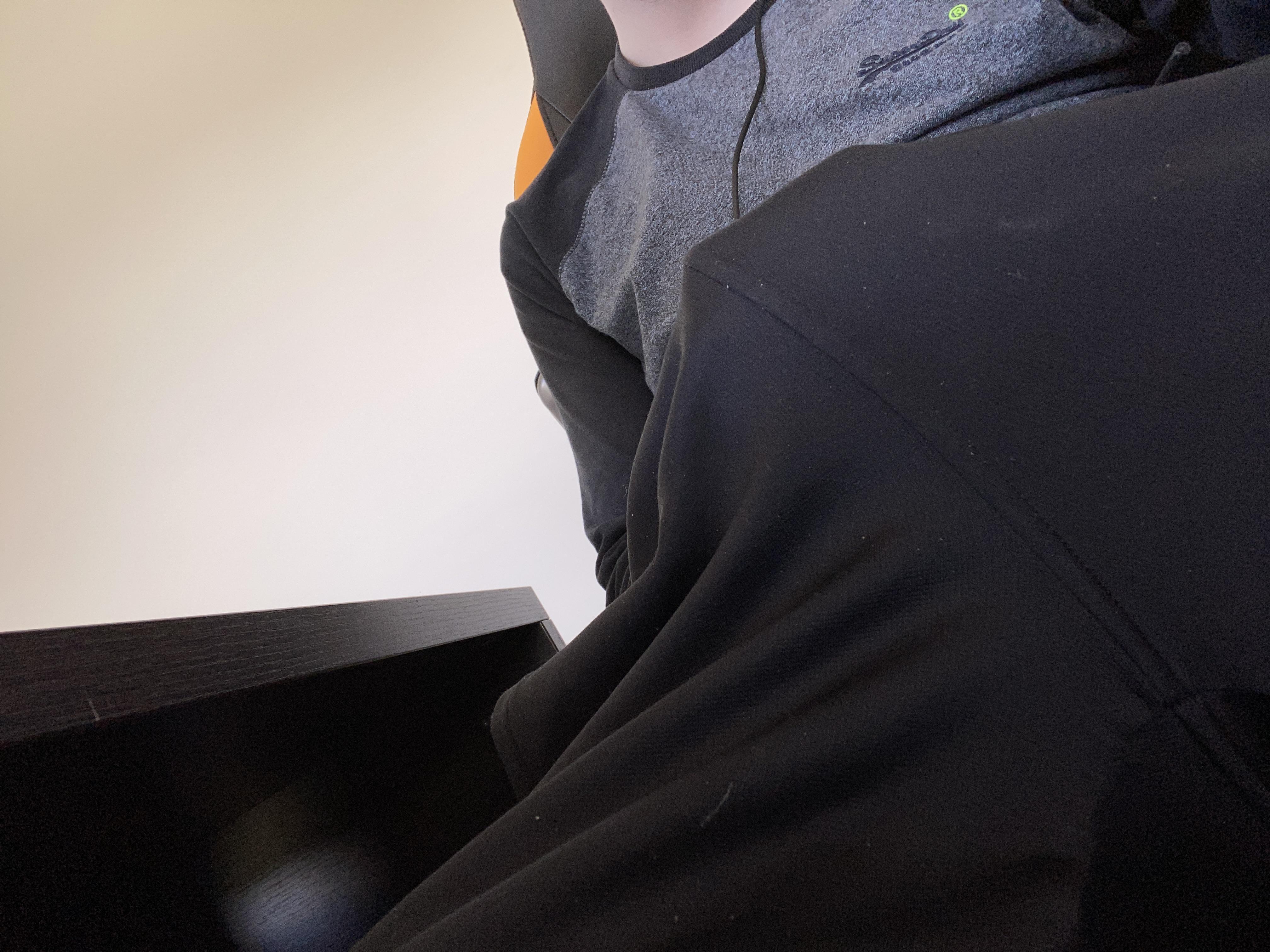 Boner Alert | Scrolller