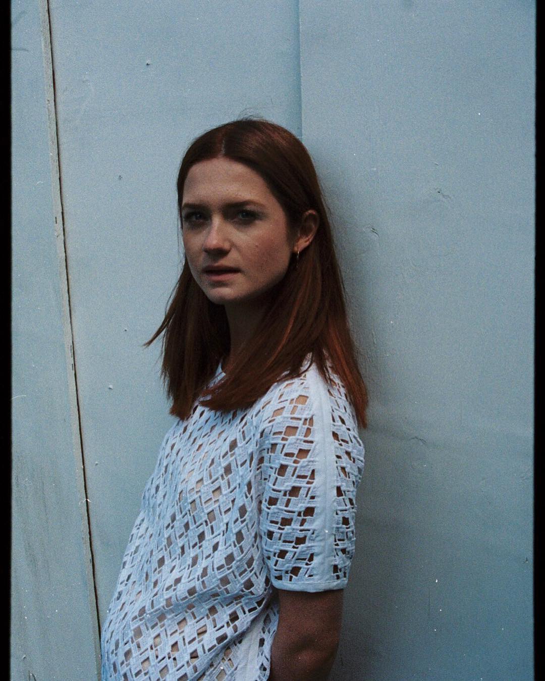 Bonnie Wright | Scrolller