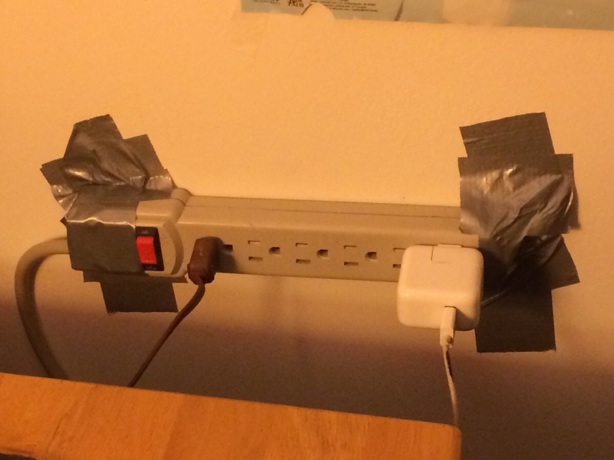 Boom. Instant wall outlet | Scrolller