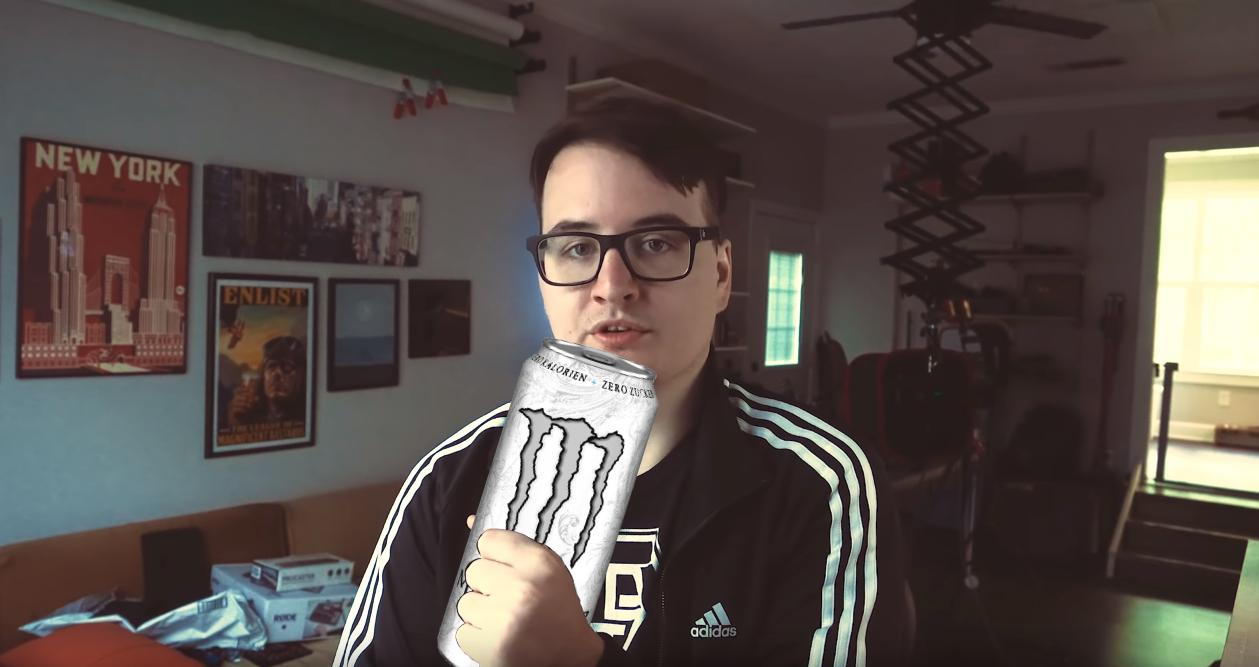 Boomer Sam | Scrolller