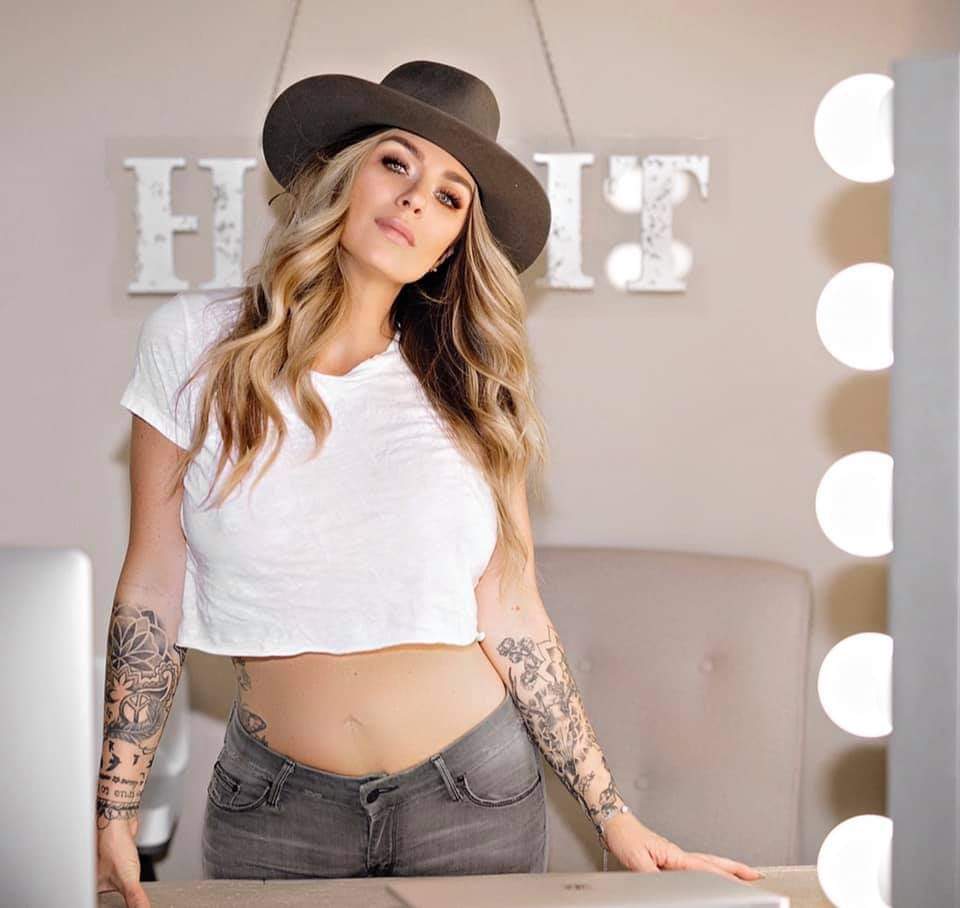 Brandi Snyder | Scrolller