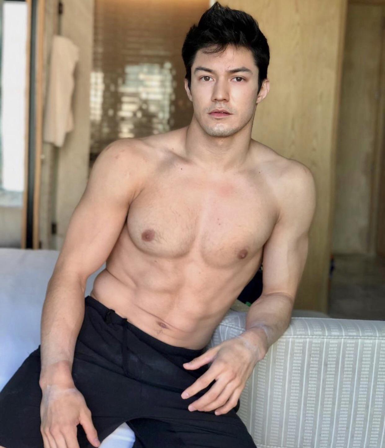 Brazilian gymnast Arthur Nory | Scrolller