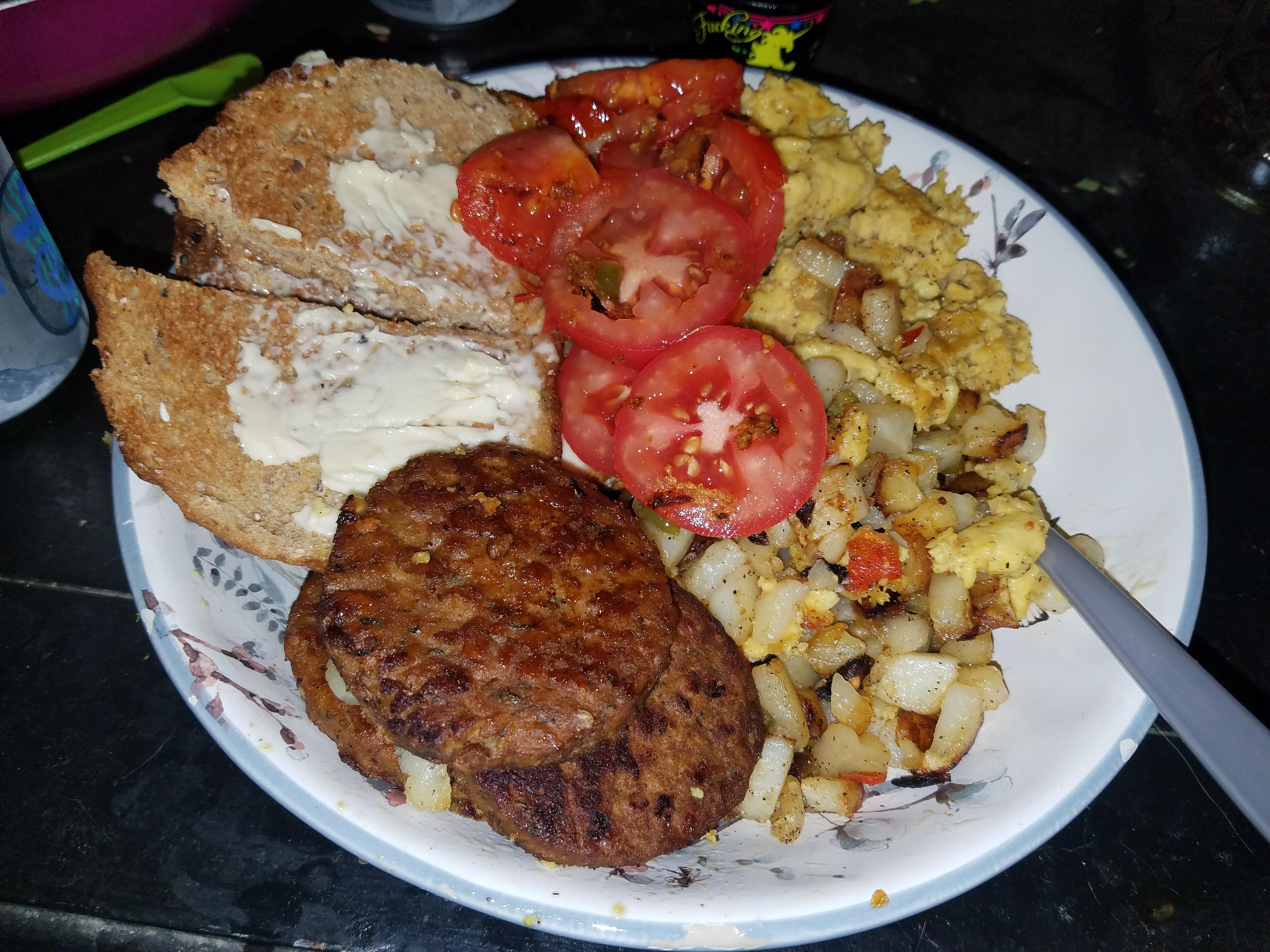 Breakfast platter for second dinner | Scrolller