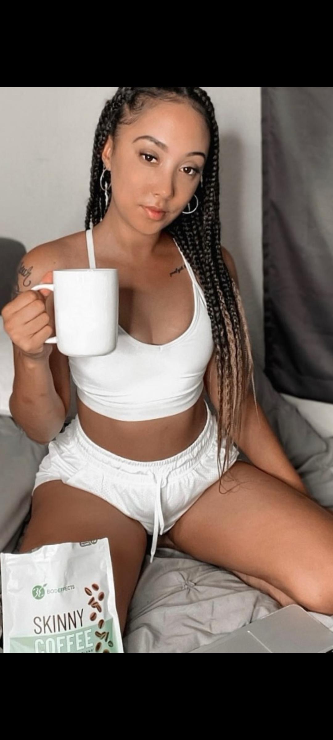 Bria Hamilton | Scrolller