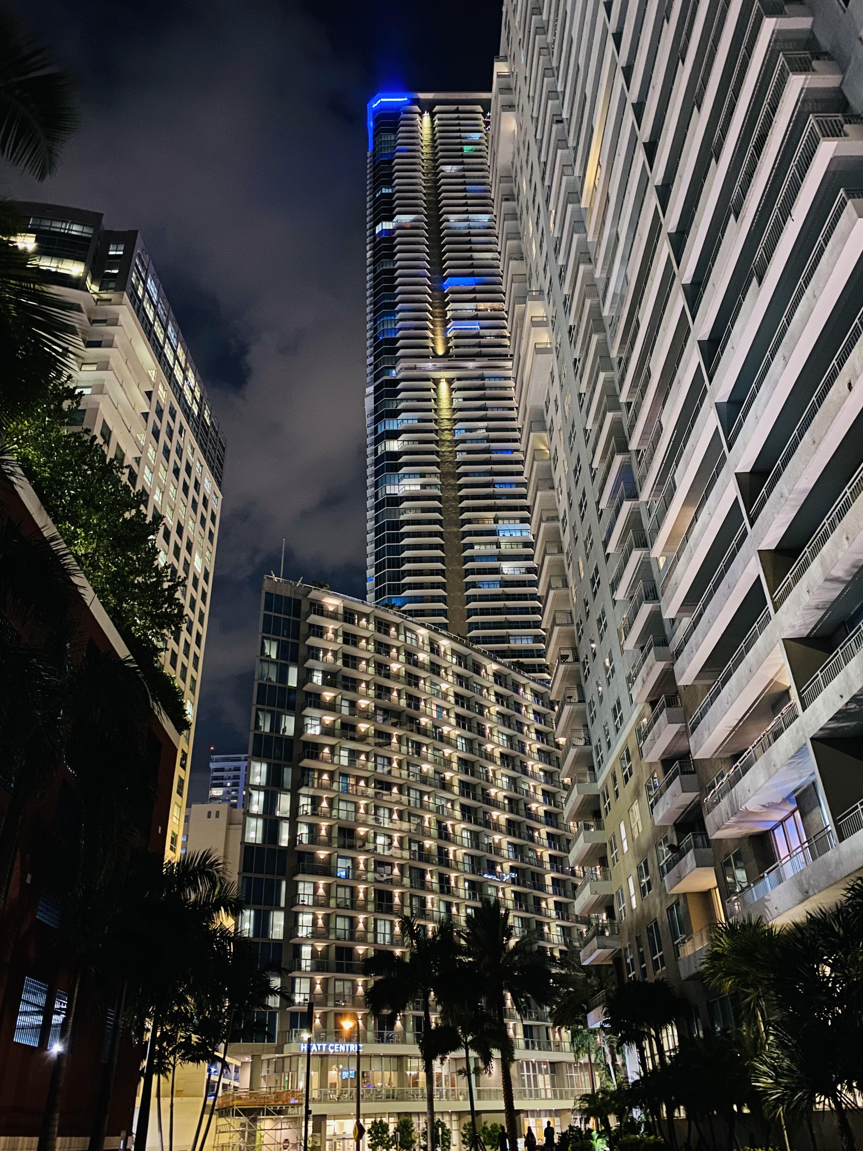 Brickell looking up | Scrolller