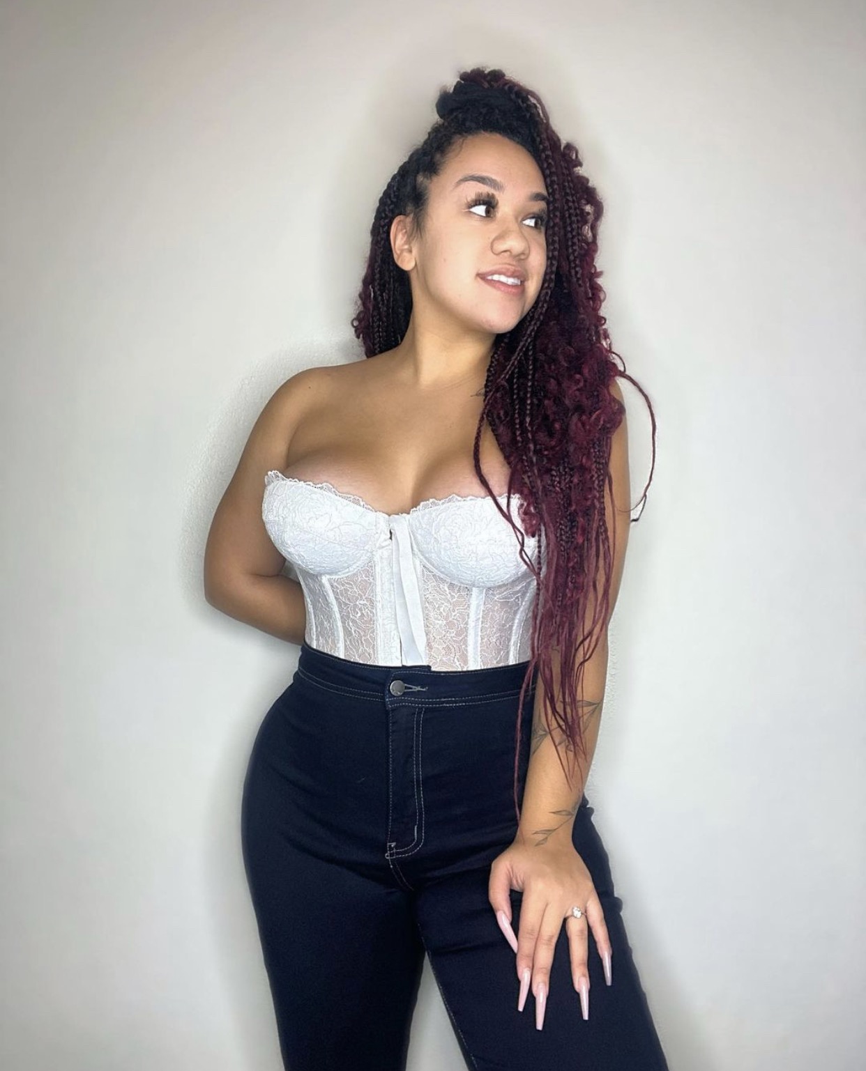 Brittany | Scrolller