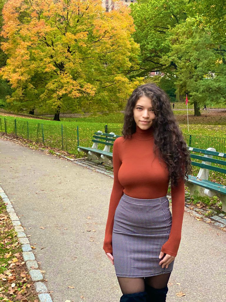 Brittany Venti | Scrolller