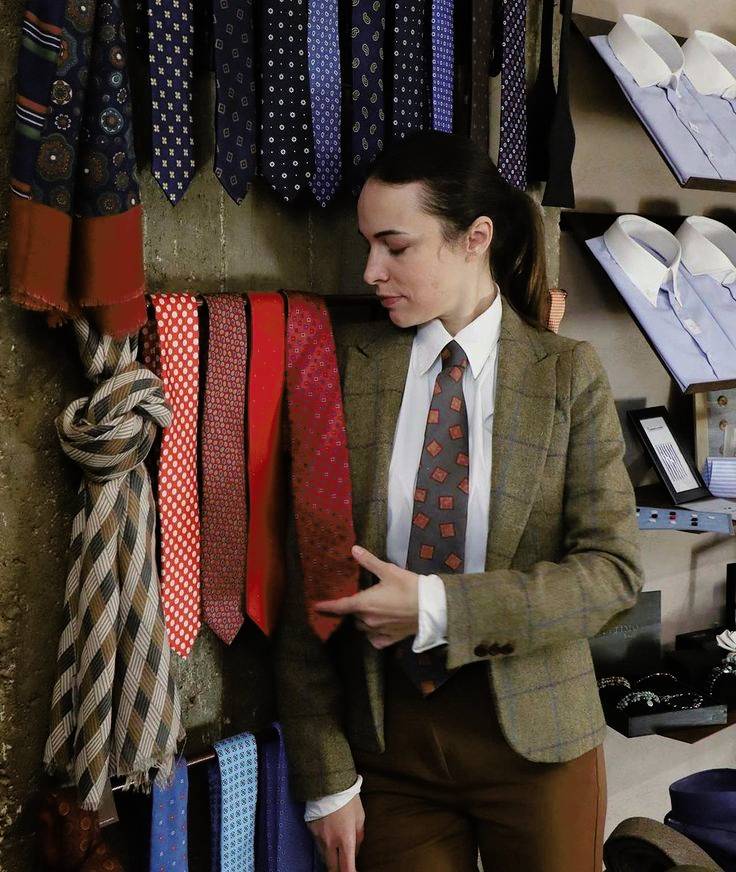 Brown with squares | Scrolller