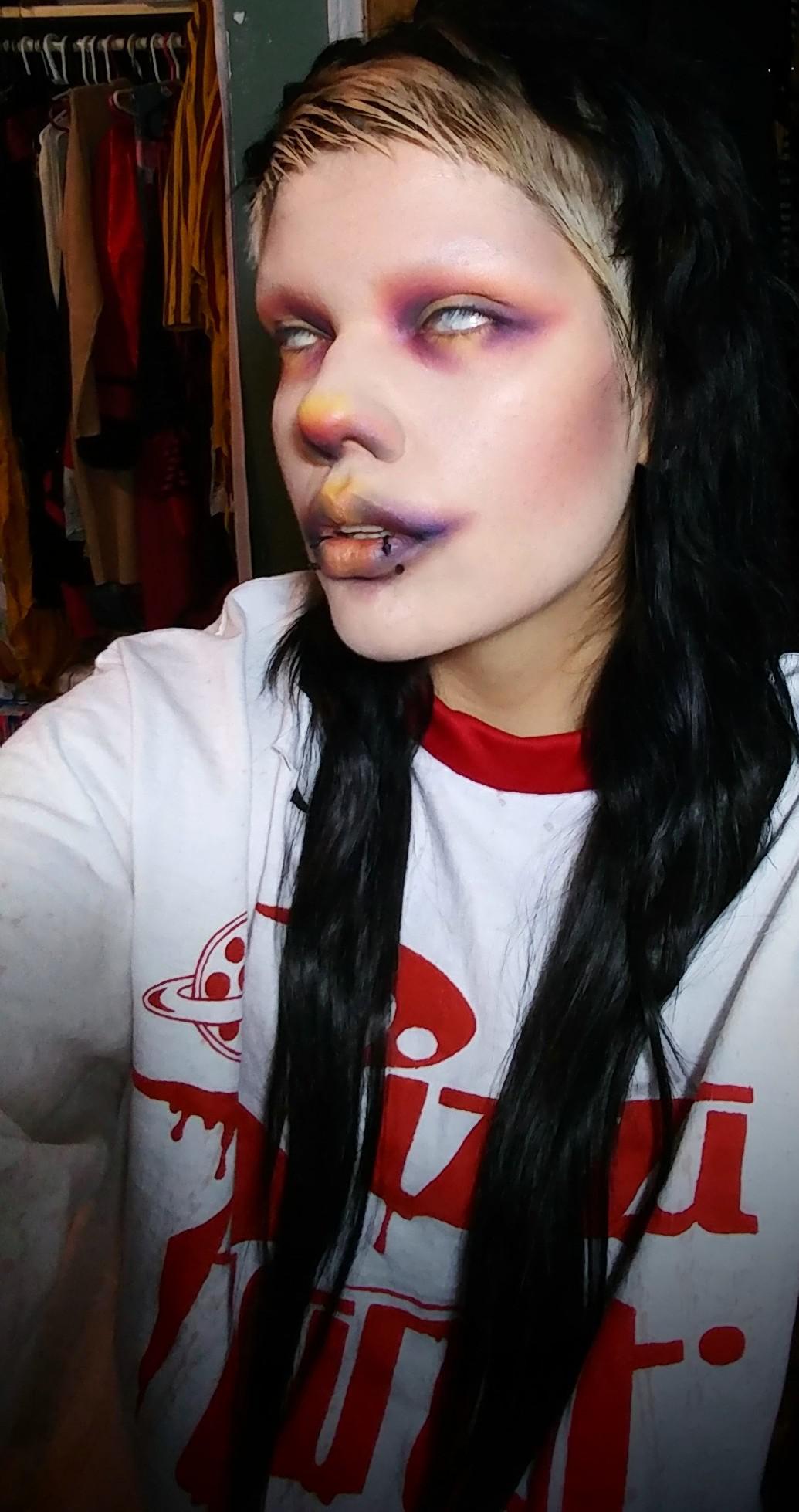 🖤Bruised clown🖤 | Scrolller