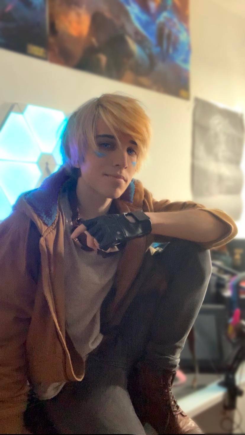 Budget ezreal | Scrolller