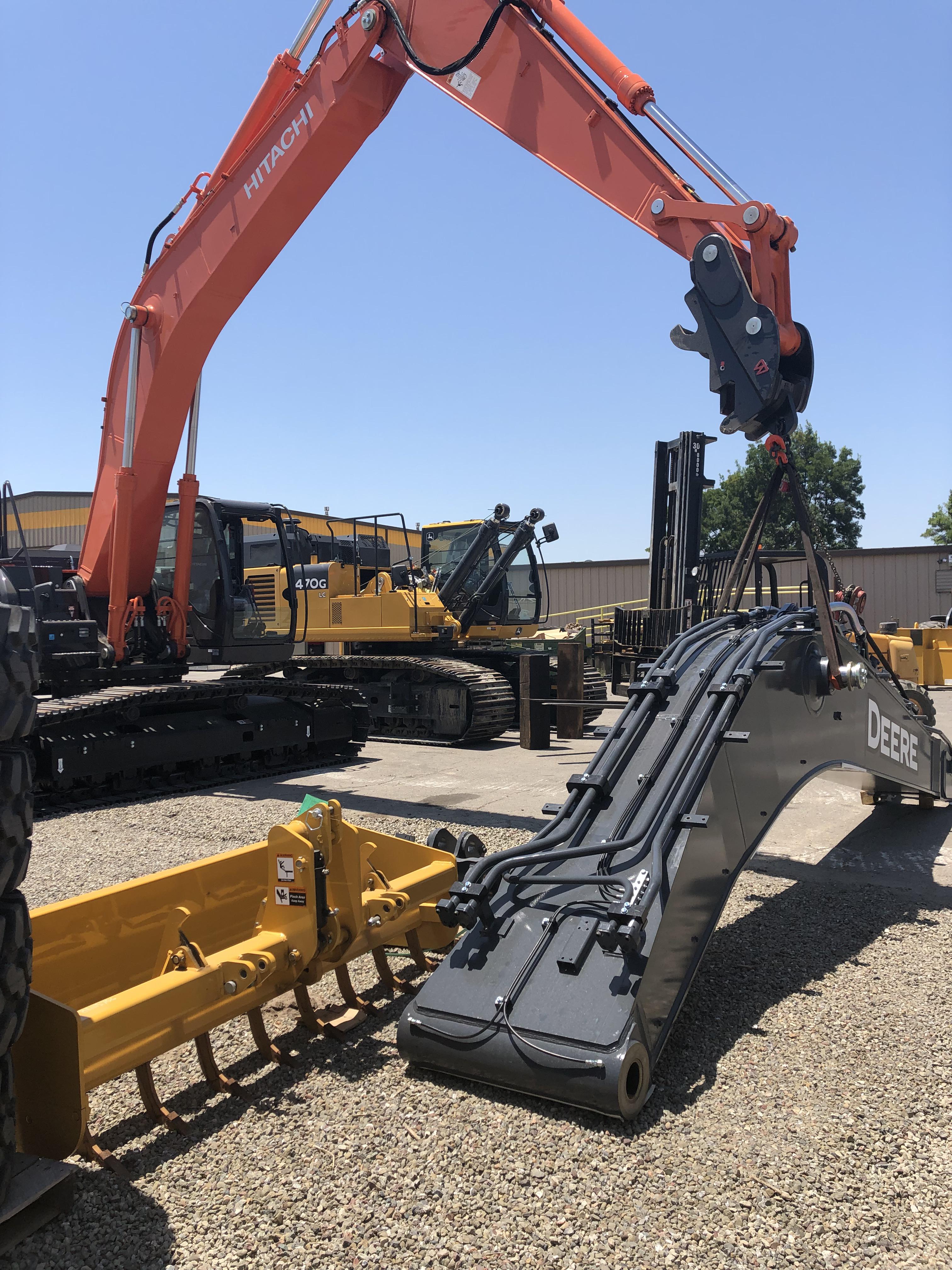 Building a Deere 470 excavator | Scrolller