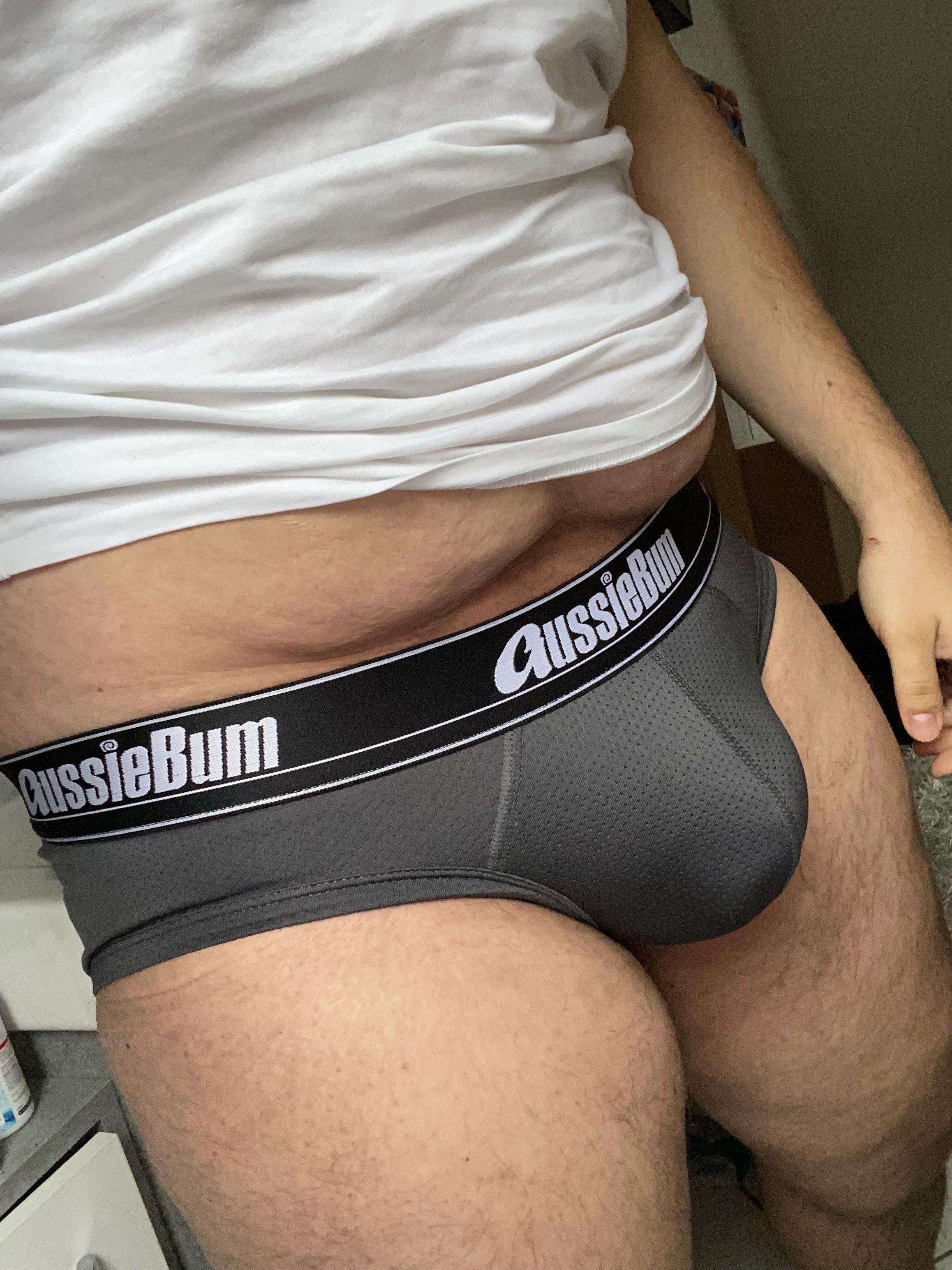 Bulging in my Aussies ;) | Scrolller