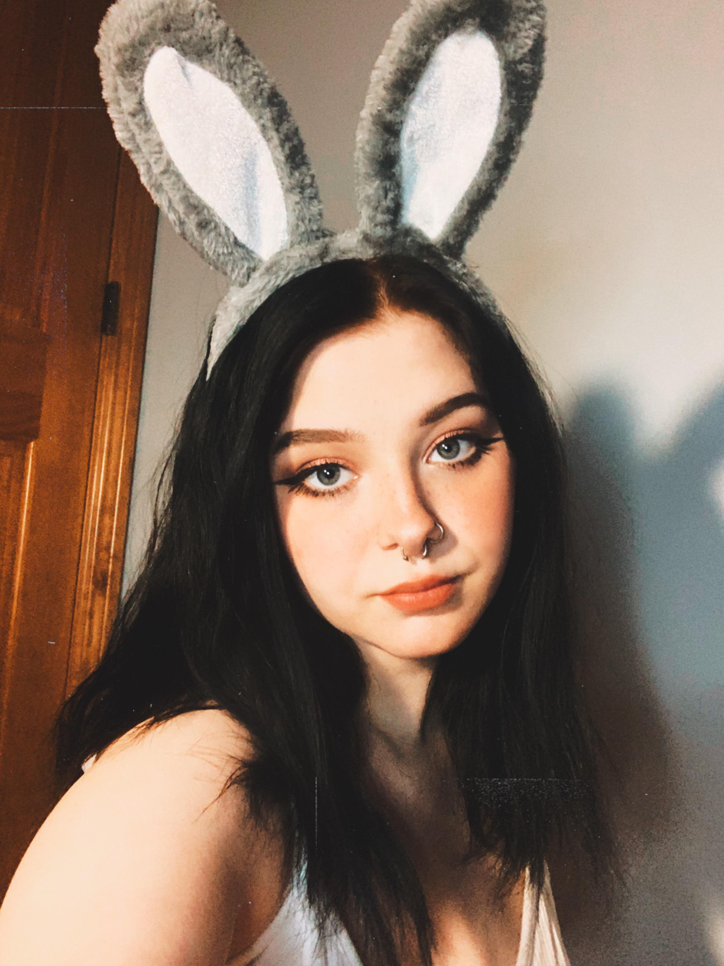 bunny ears :)) | Scrolller