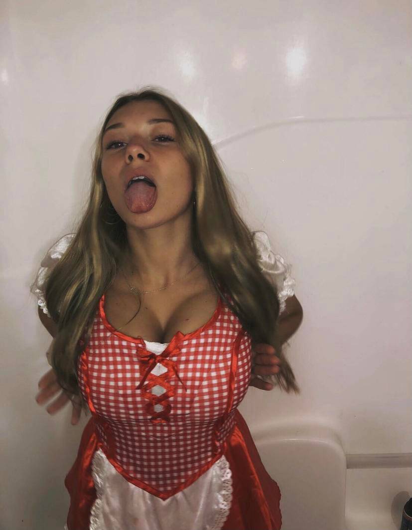 Discover more like Burstingout: Busty and Related Content | Scrolller