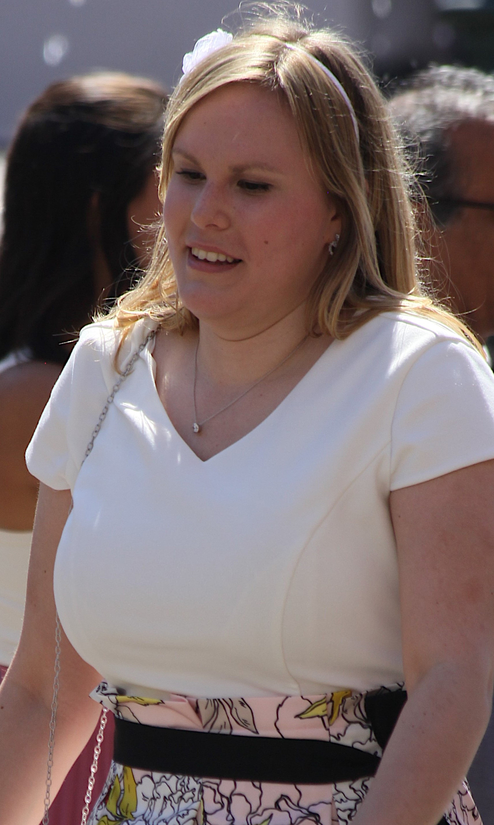 Busty Wedding Guest | Scrolller