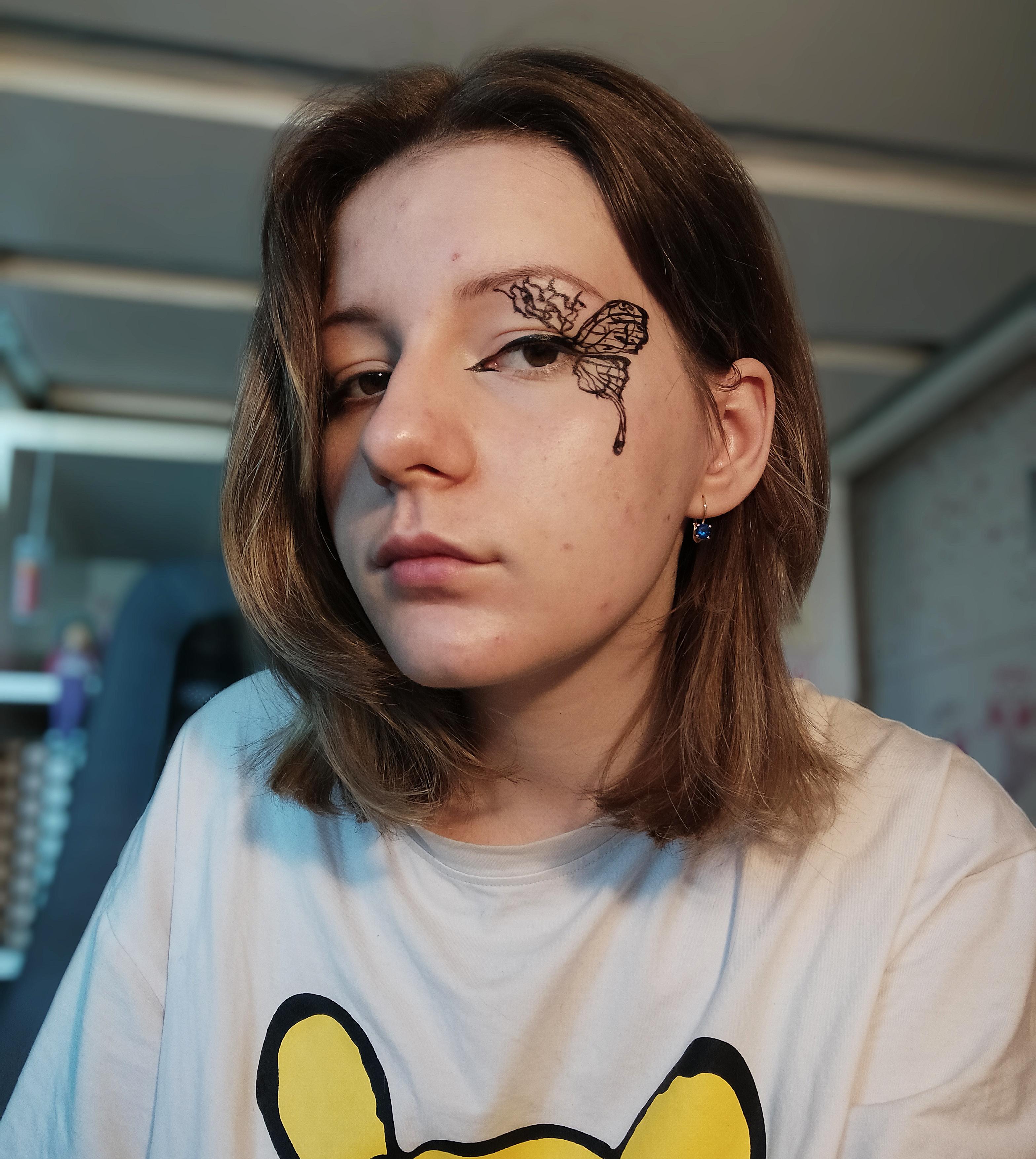Butterfly eyeliner 🦋 | Scrolller