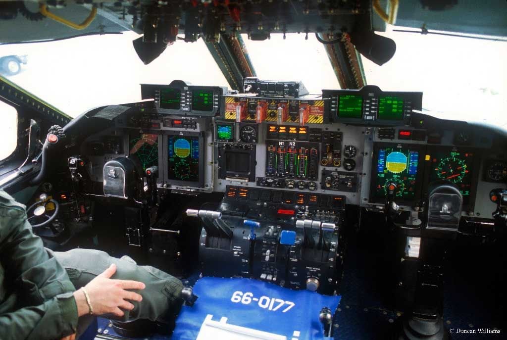 C-141C Starlifter cockpit [1024x687] | Scrolller