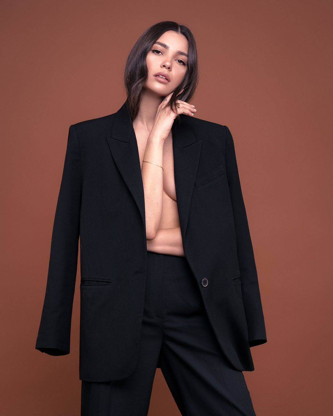 Caitlin Burles | Scrolller