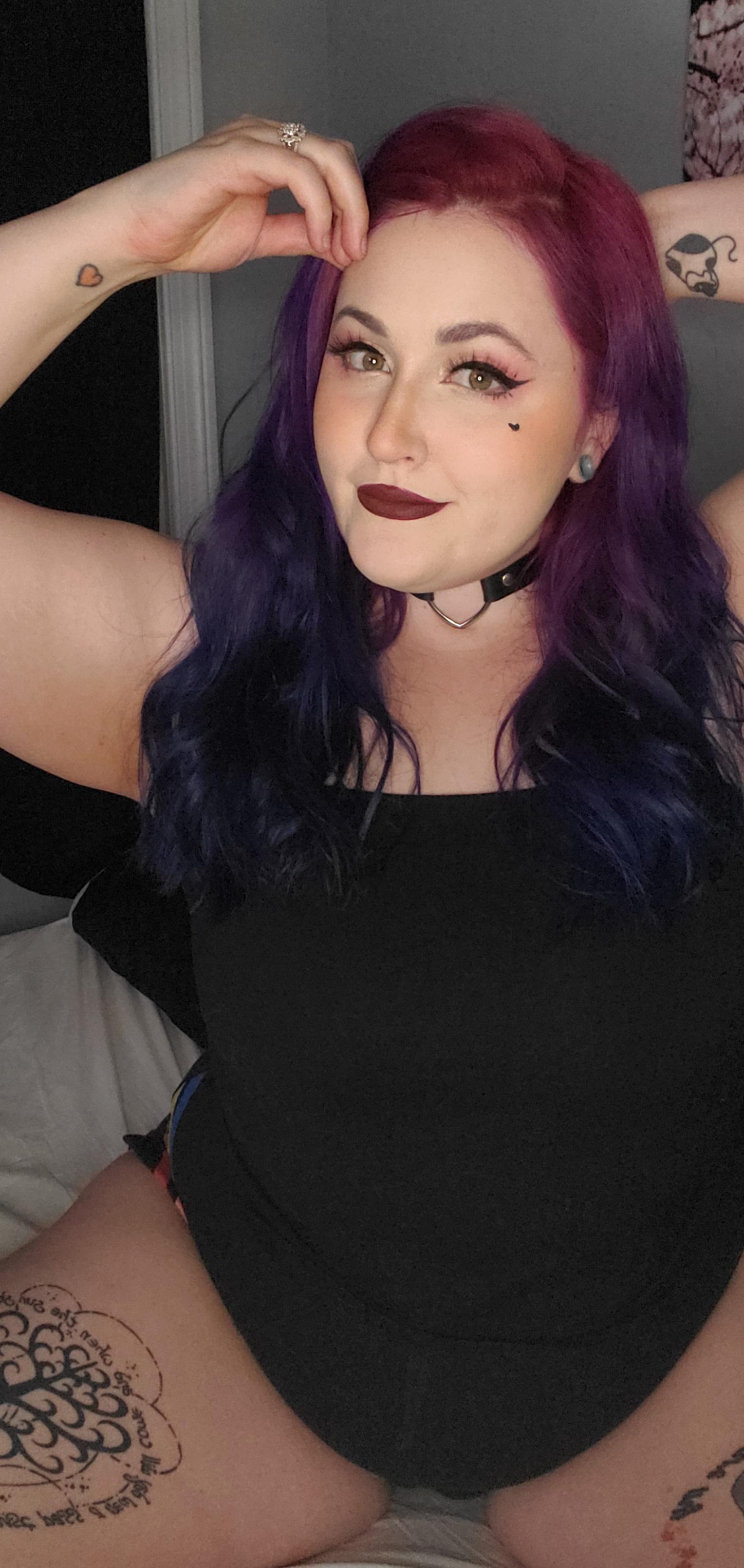 Can I be ur chubby goth gf? 🖤🖤 | Scrolller