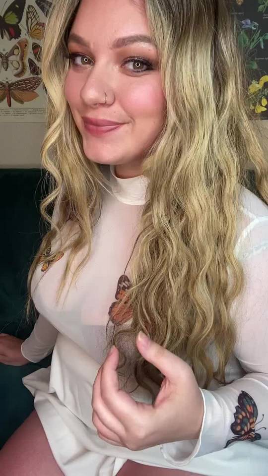 Soft thighs for your thick Thursday. | Scrolller