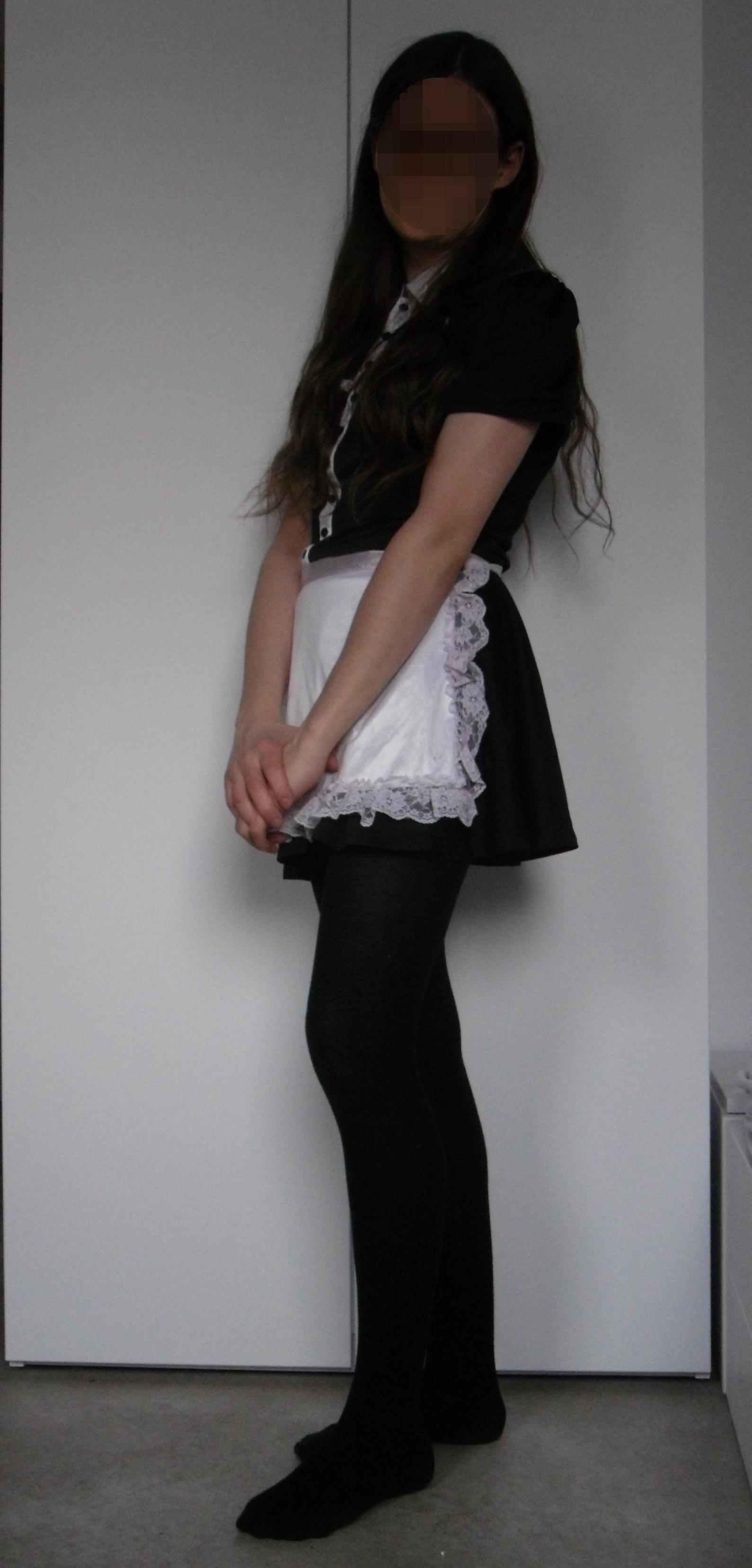Love my French maid costume :3 | Scrolller