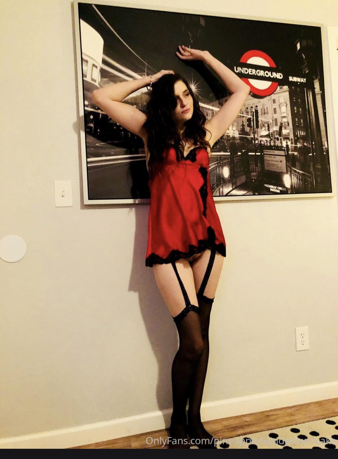 Does 32 make me a cougar? | Scrolller