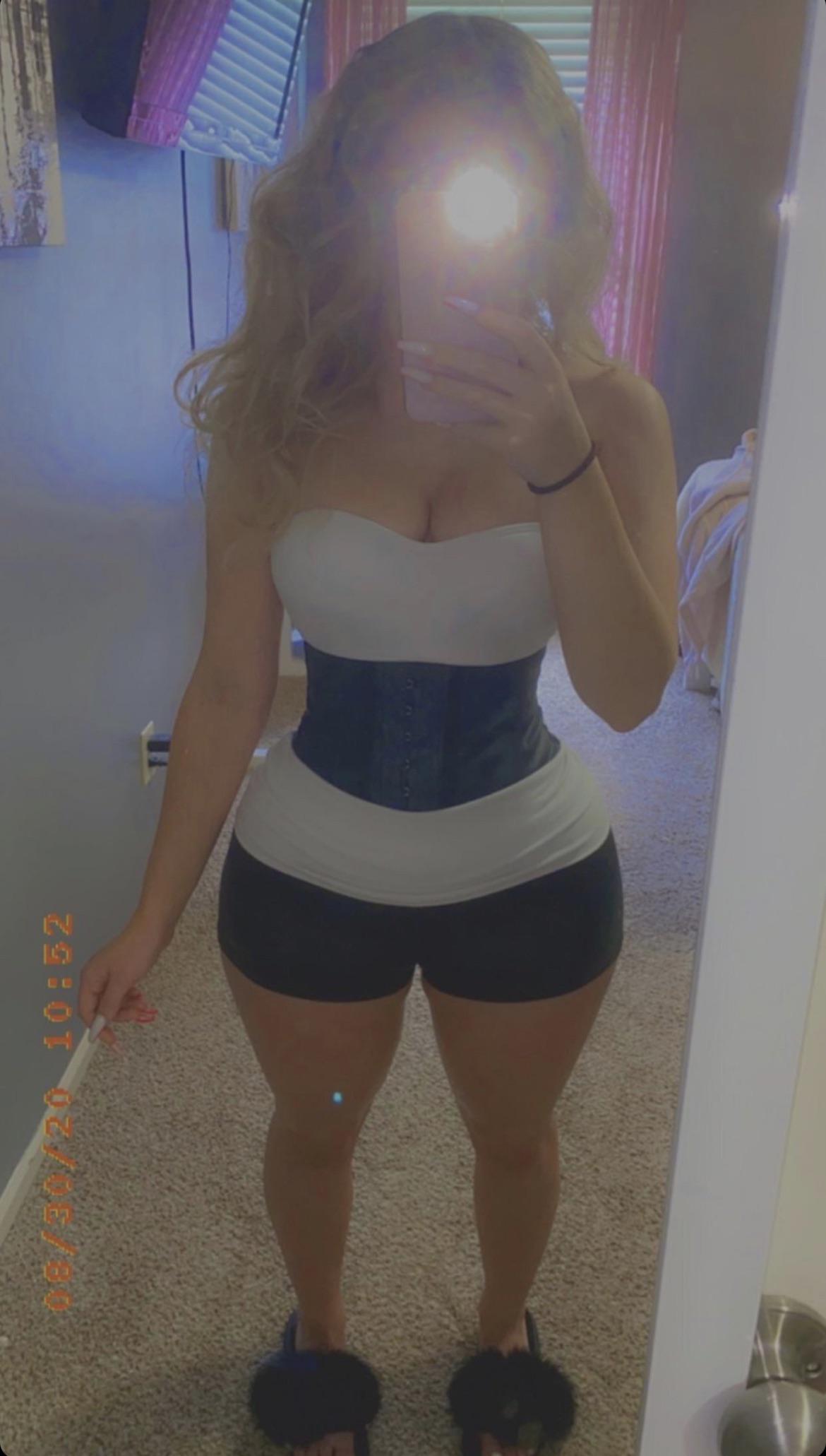 Can I Send U Mirror Selfies 🥺 Scrolller