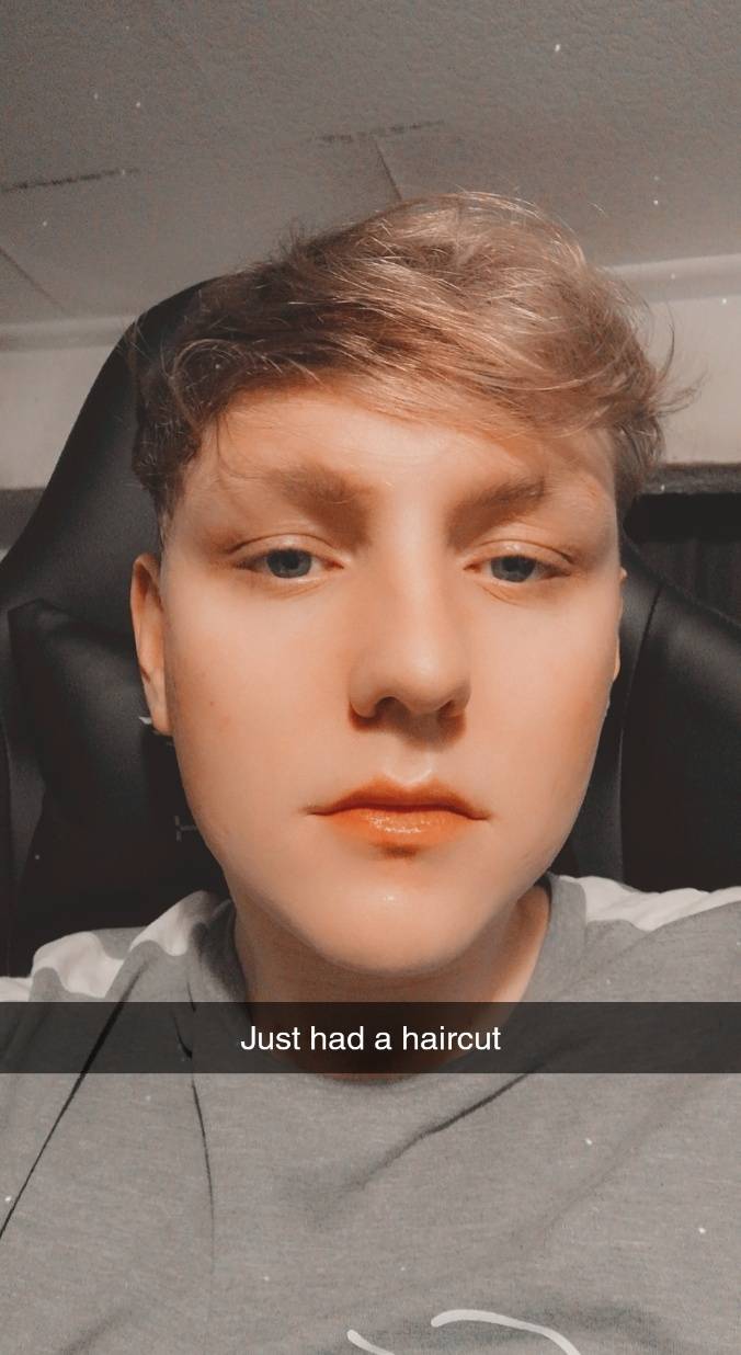 Can someone explain how redgifs works thanks | Scrolller