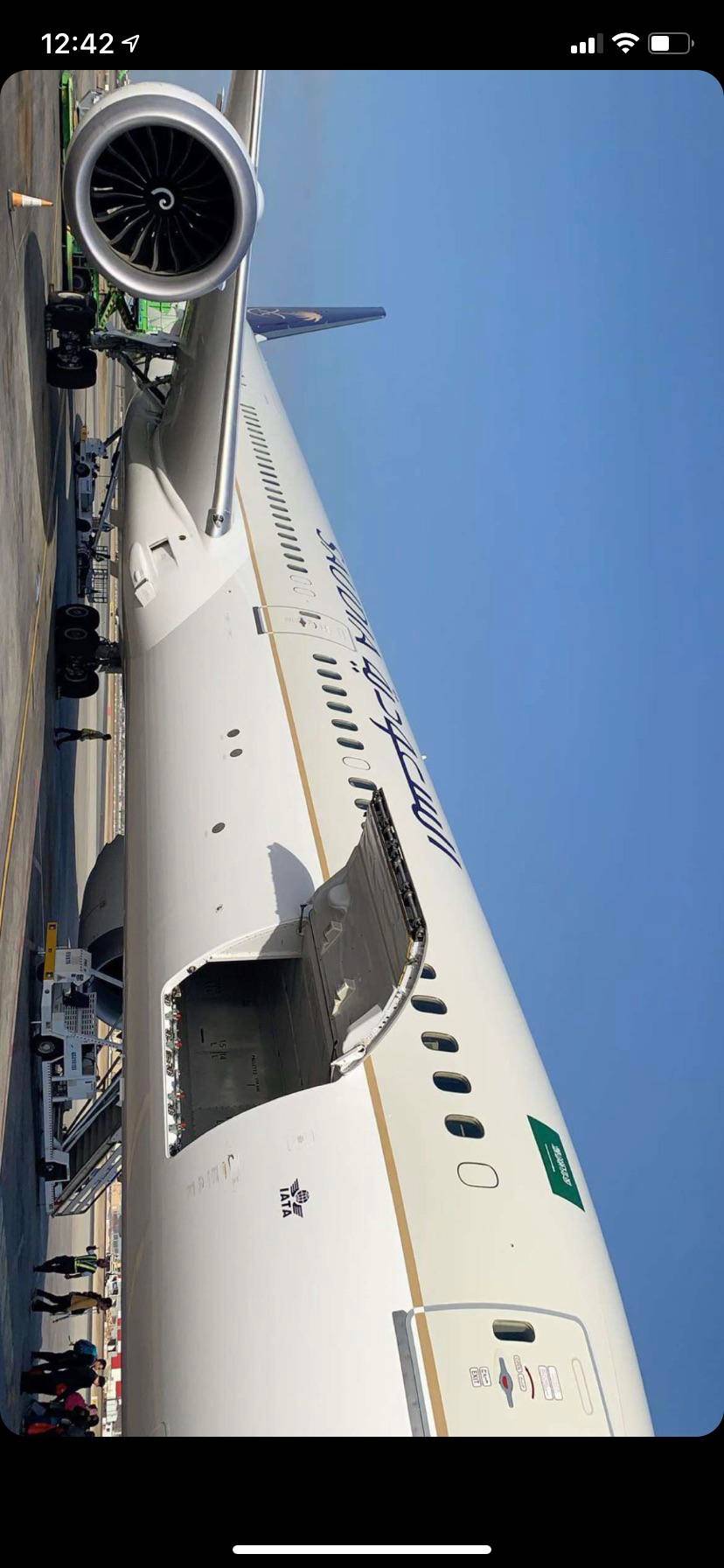 Can someone ID this aircraft? Boeing? Airbus? | Scrolller