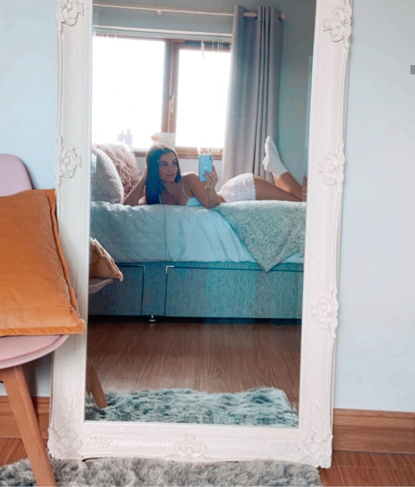 Can someone make a seduction caption of her please? | Scrolller