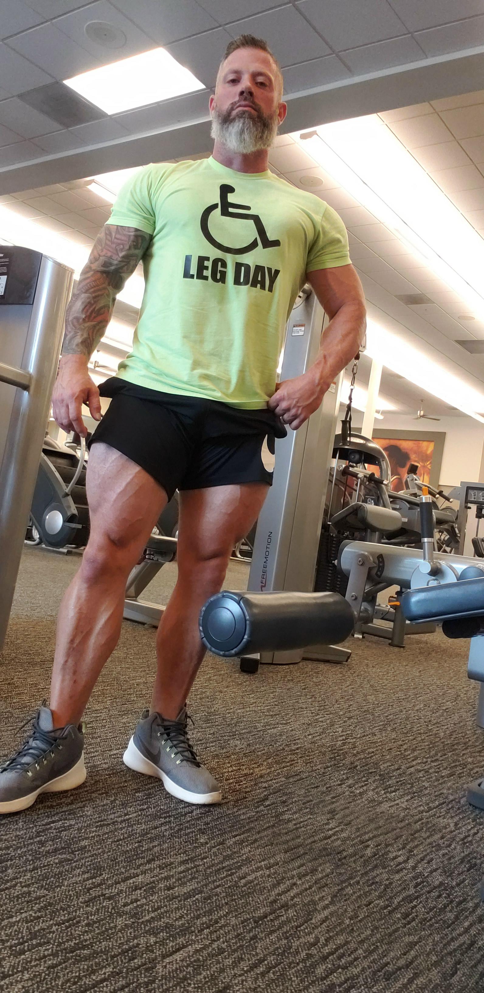 Never skip leg day! | Scrolller
