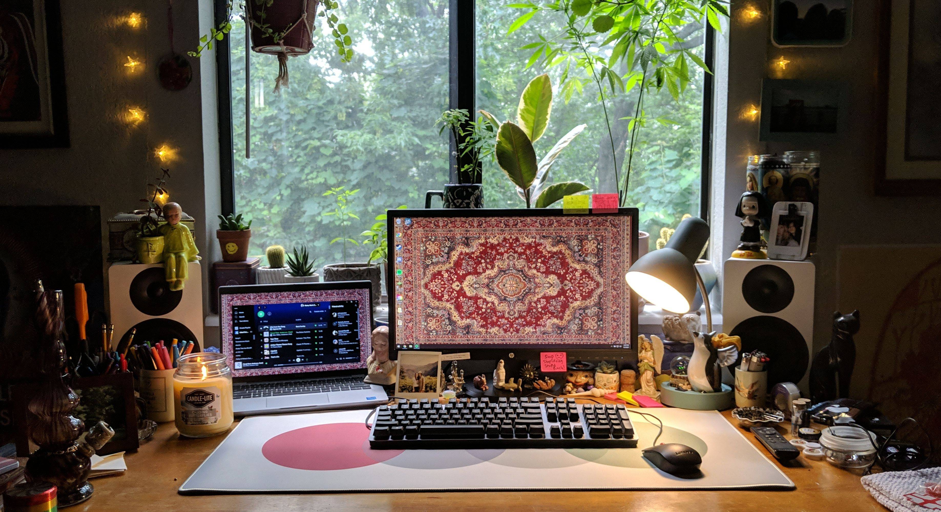 Can you handle my maximalist desk design? | Scrolller