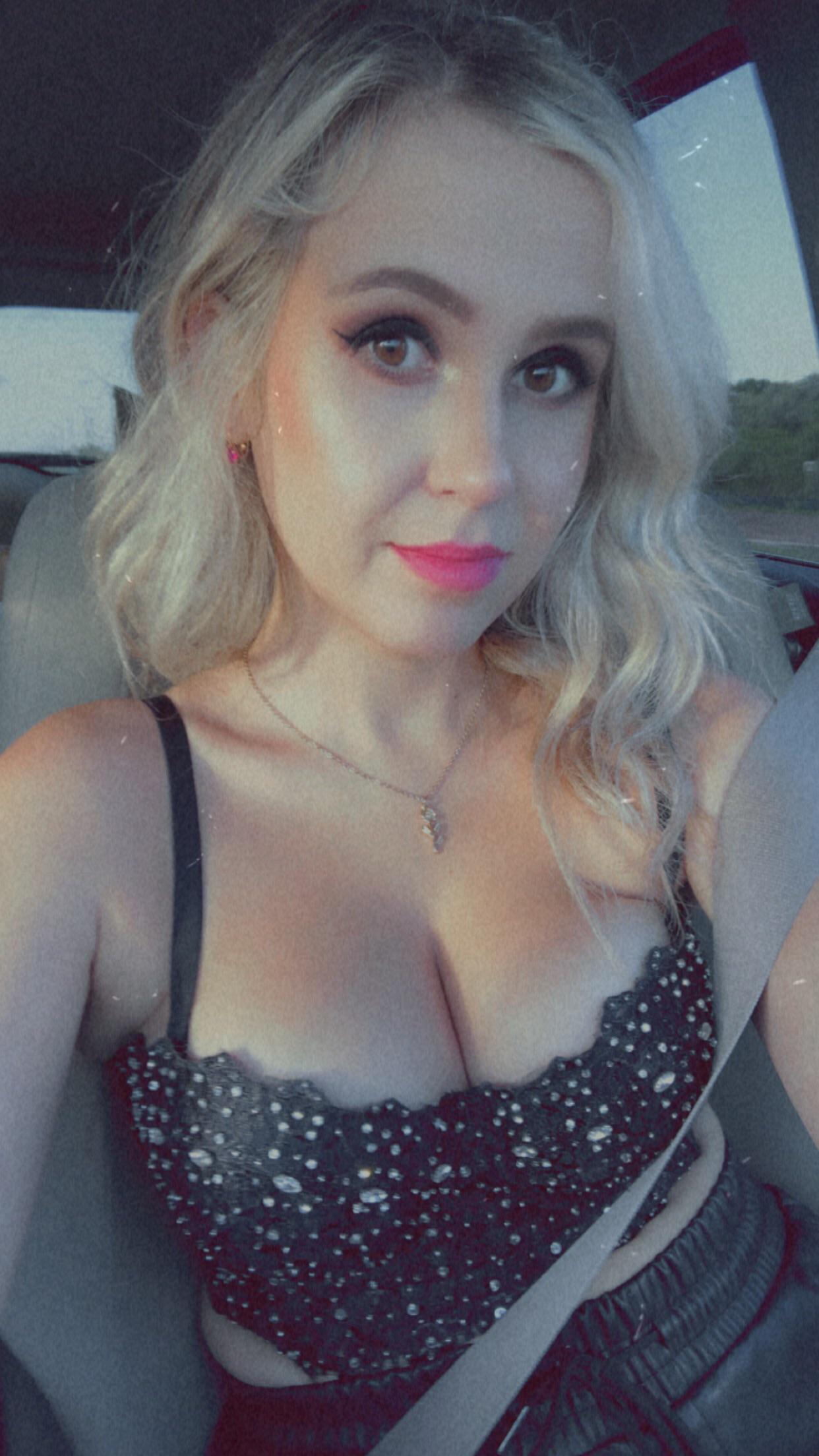 Can you see my tan lines in this? 🙈(26F) | Scrolller