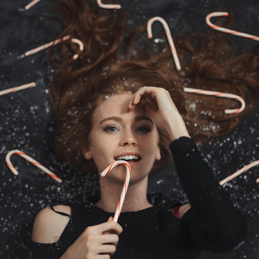 Candy Canes | Scrolller