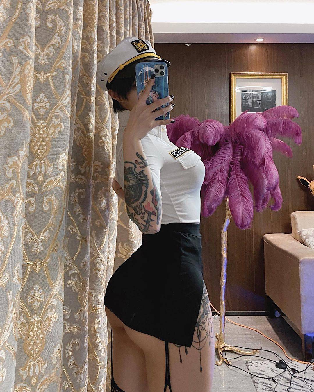 Captain 3 | Scrolller